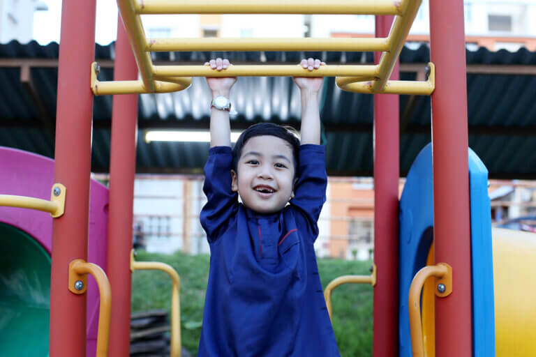 Why outdoor play is critical to child development – Active For Life