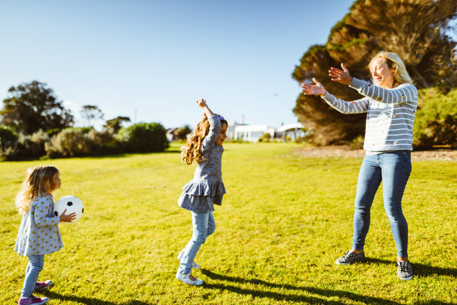 39 fun ways kids can play outside this spring – Active For Life