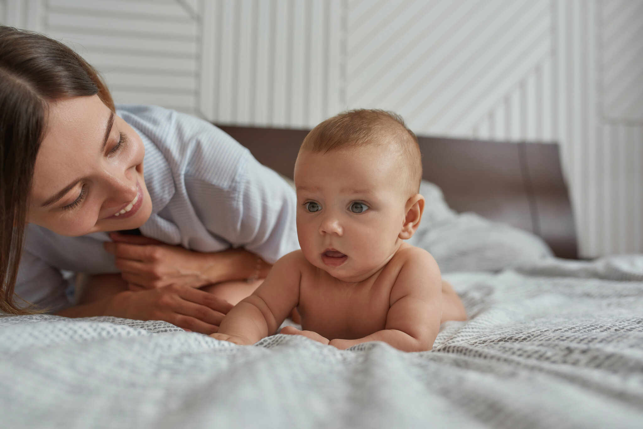 When do babies crawl? Milestones, tips & safety measures – Active For Life