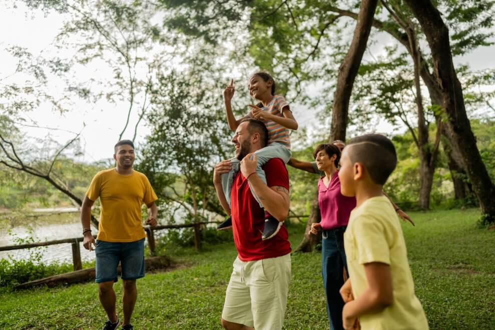 How to make friends with other active families – Active For Life