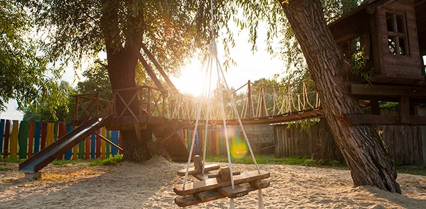 3 ways to create a communal outdoor play space for the kids in your ...